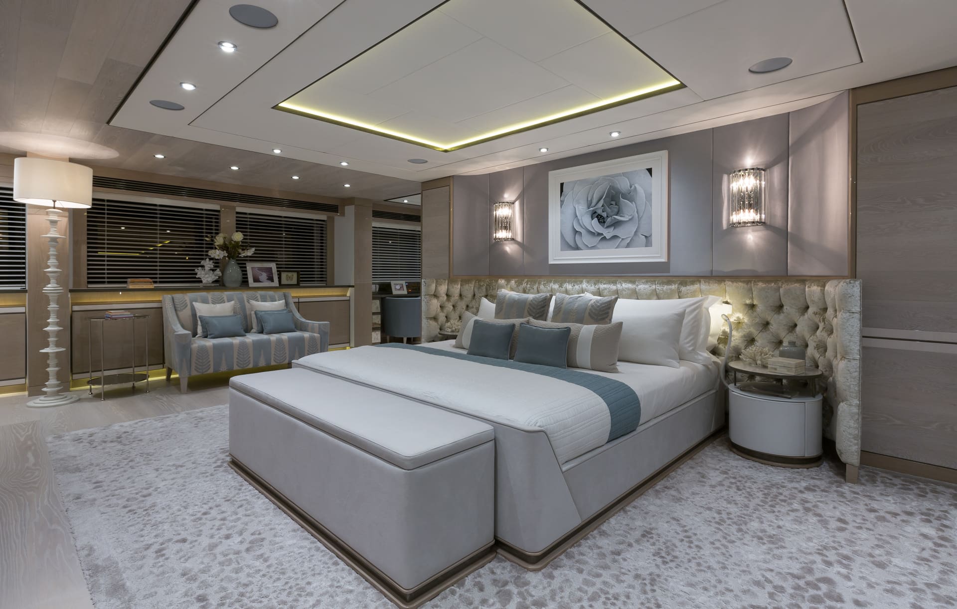Thumper, Sunseeker, 40 meter motor yacht for charter with 5 cabins for ...