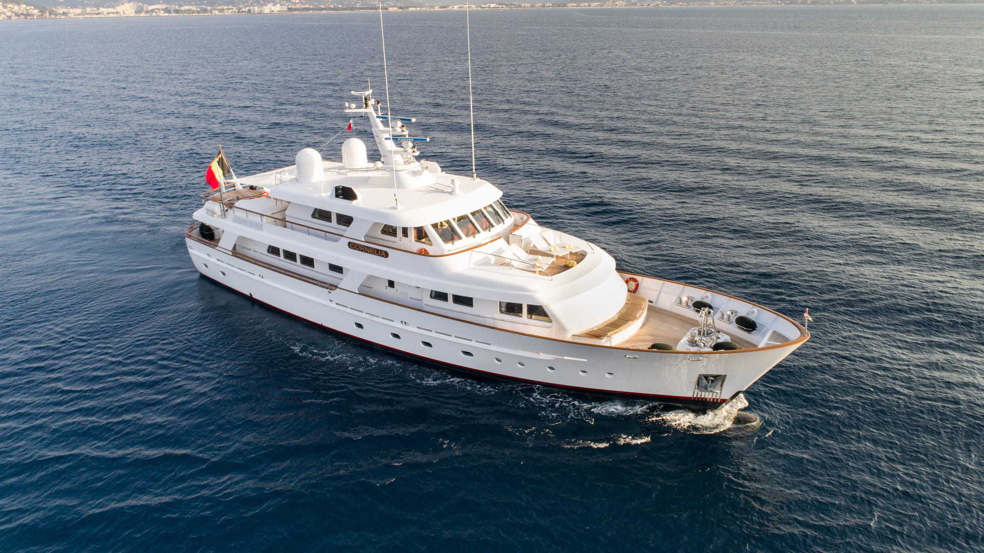 Cornelia 34 meter motor yacht for charter with 4 cabins for 9 guests ...
