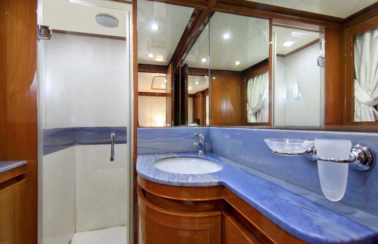 Elvi 30 meter motor yacht for charter with 5 cabins for 11 guests | SNS ...