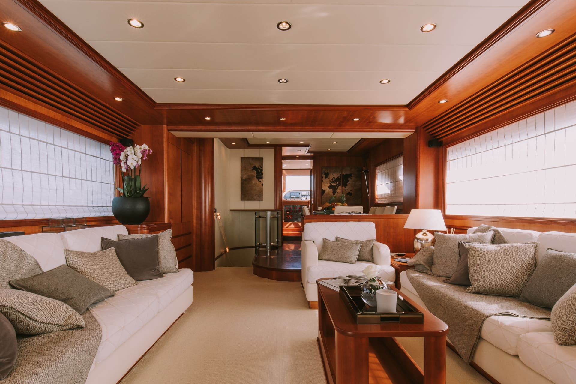 Freedom 24 meter motor yacht for charter with 4 cabins for 10 guests ...